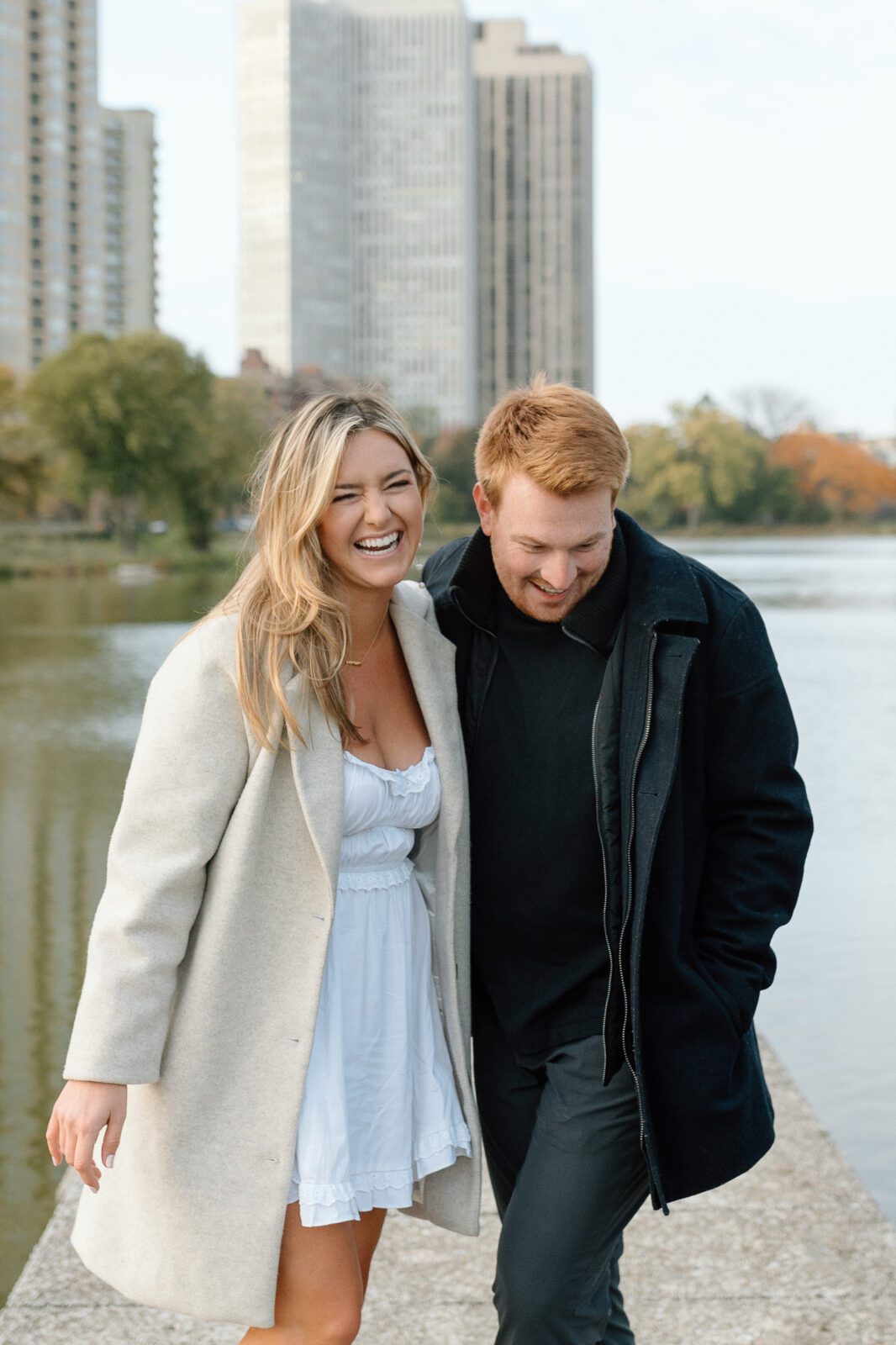 A Perfect Fall Chicago Engagement Session | Melissa + Brent